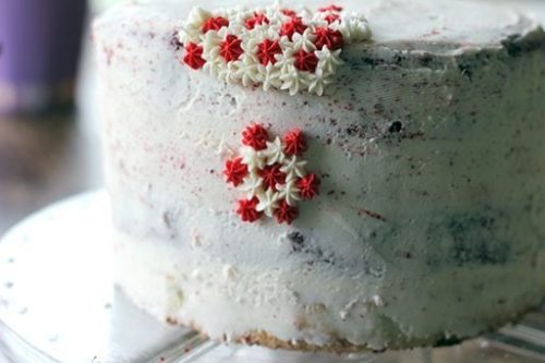 Attainable Eats: Simple Canada Day Cake