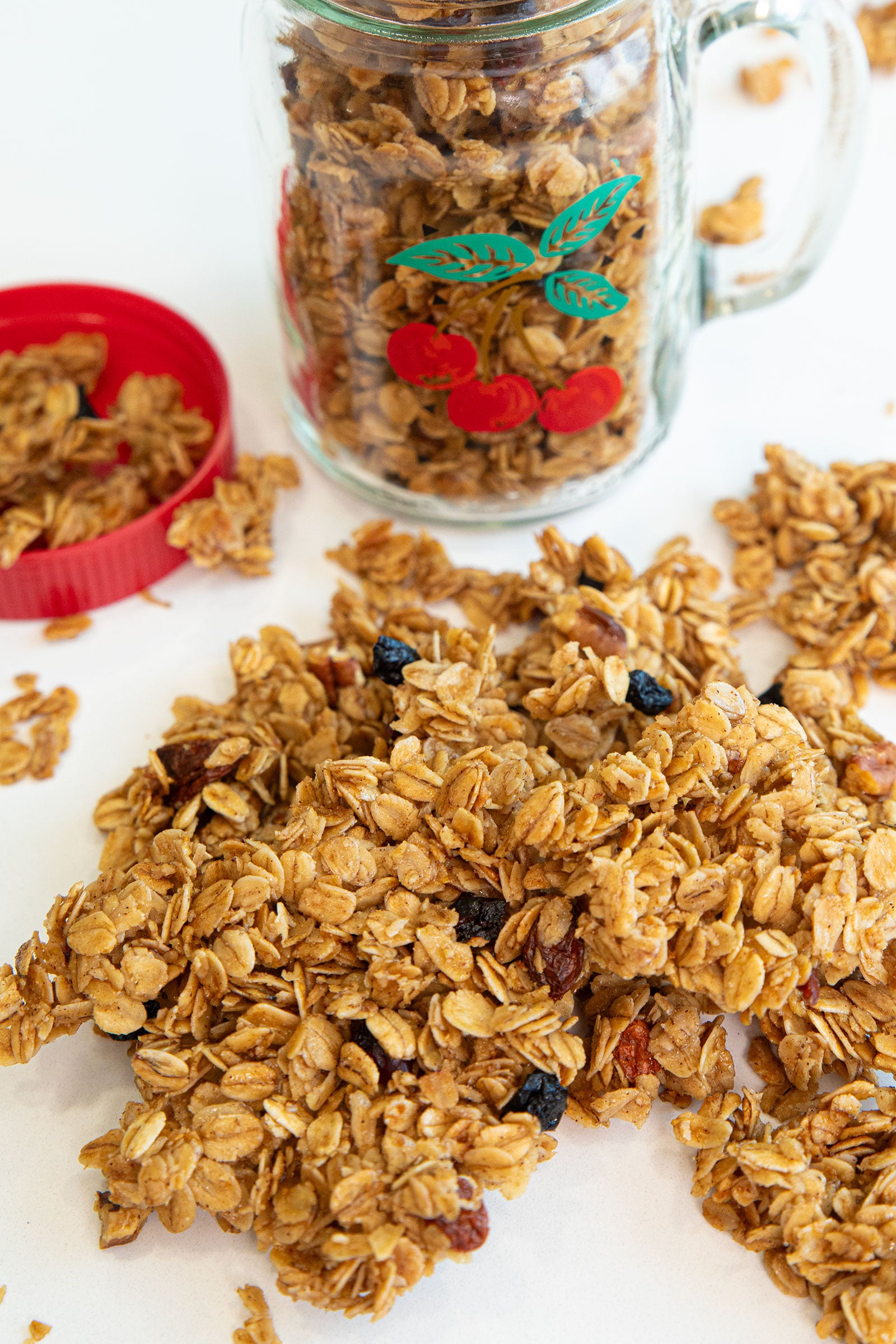 How to Make Your Own Granola Clusters - The Kitchen Magpie