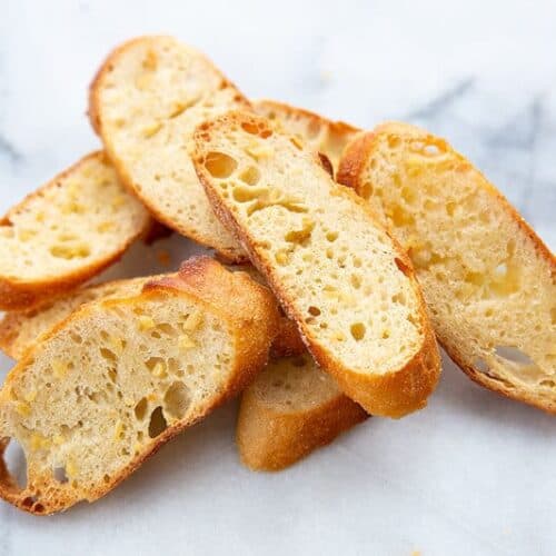 Simple Crostini Recipe - The Kitchen Magpie