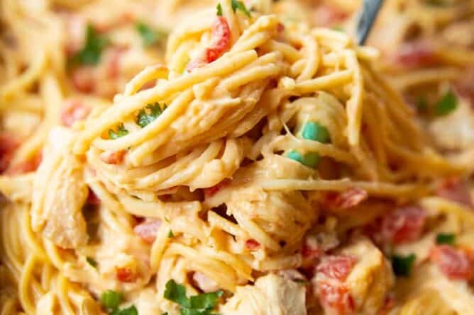 The BEST Cheesy Chicken Spaghetti From Scratch - The Kitchen Magpie