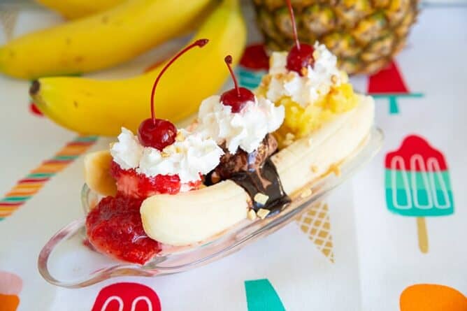 Old-Fashioned Ice Cream Banana Split - The Kitchen Magpie
