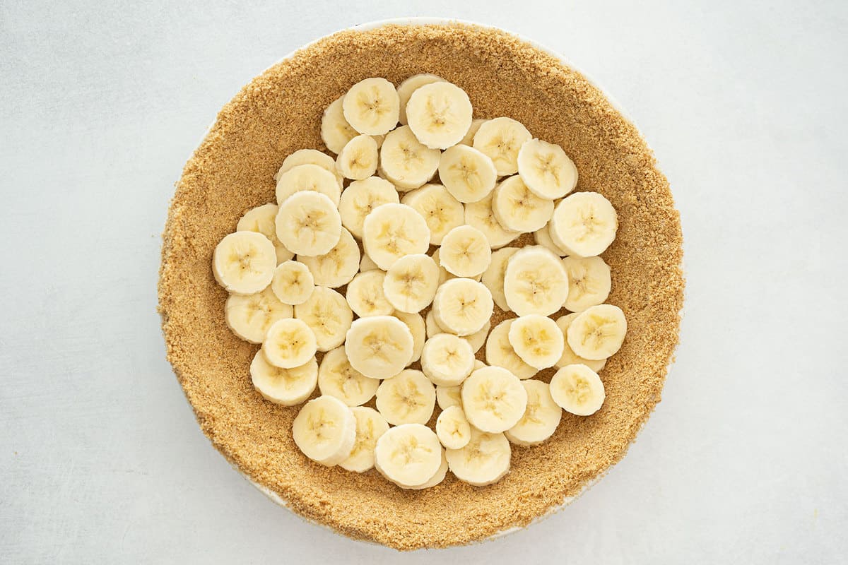 Old Fashioned Banana Cream Pie Recipe The Kitchen Magpie