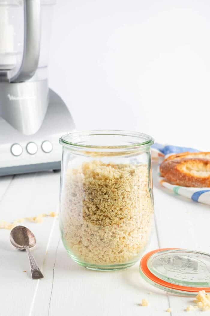 Homemade Bread Crumbs - The Kitchen Magpie