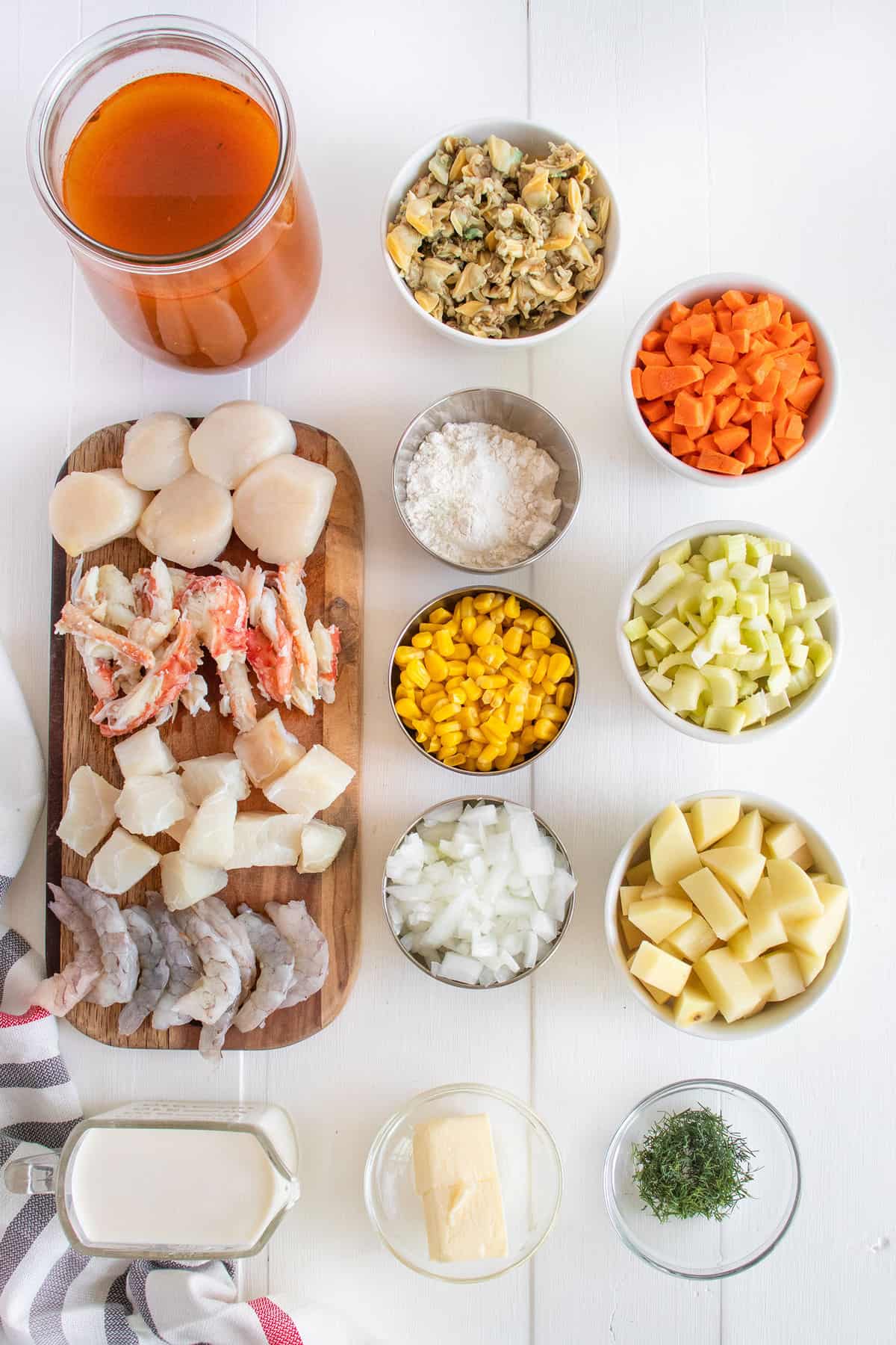 Seafood Chowder - The Kitchen Magpie