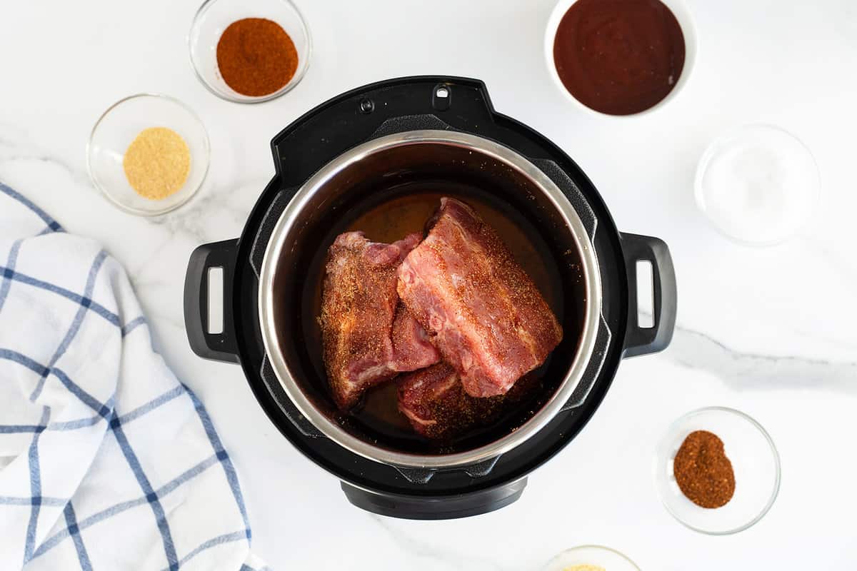 Instant Pot Ribs - The Kitchen Magpie