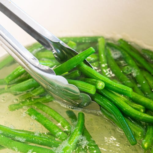 How To Blanch Green Beans - The Kitchen Magpie
