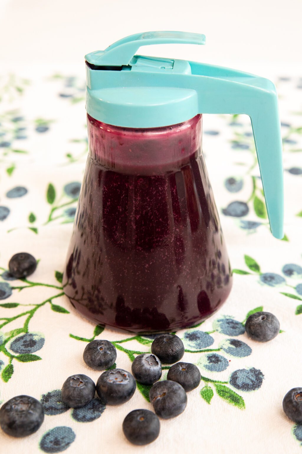 Homemade Blueberry Syrup - The Kitchen Magpie
