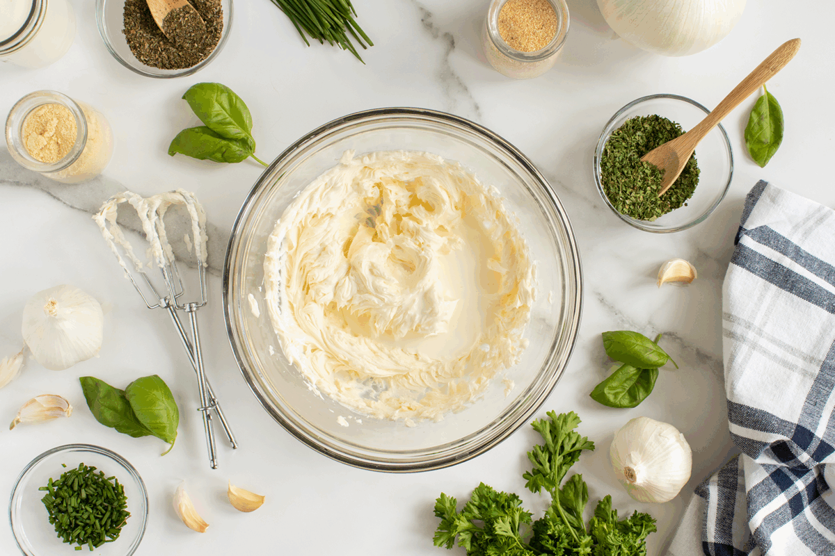 Whipped Cream Cheese - The Kitchen Magpie