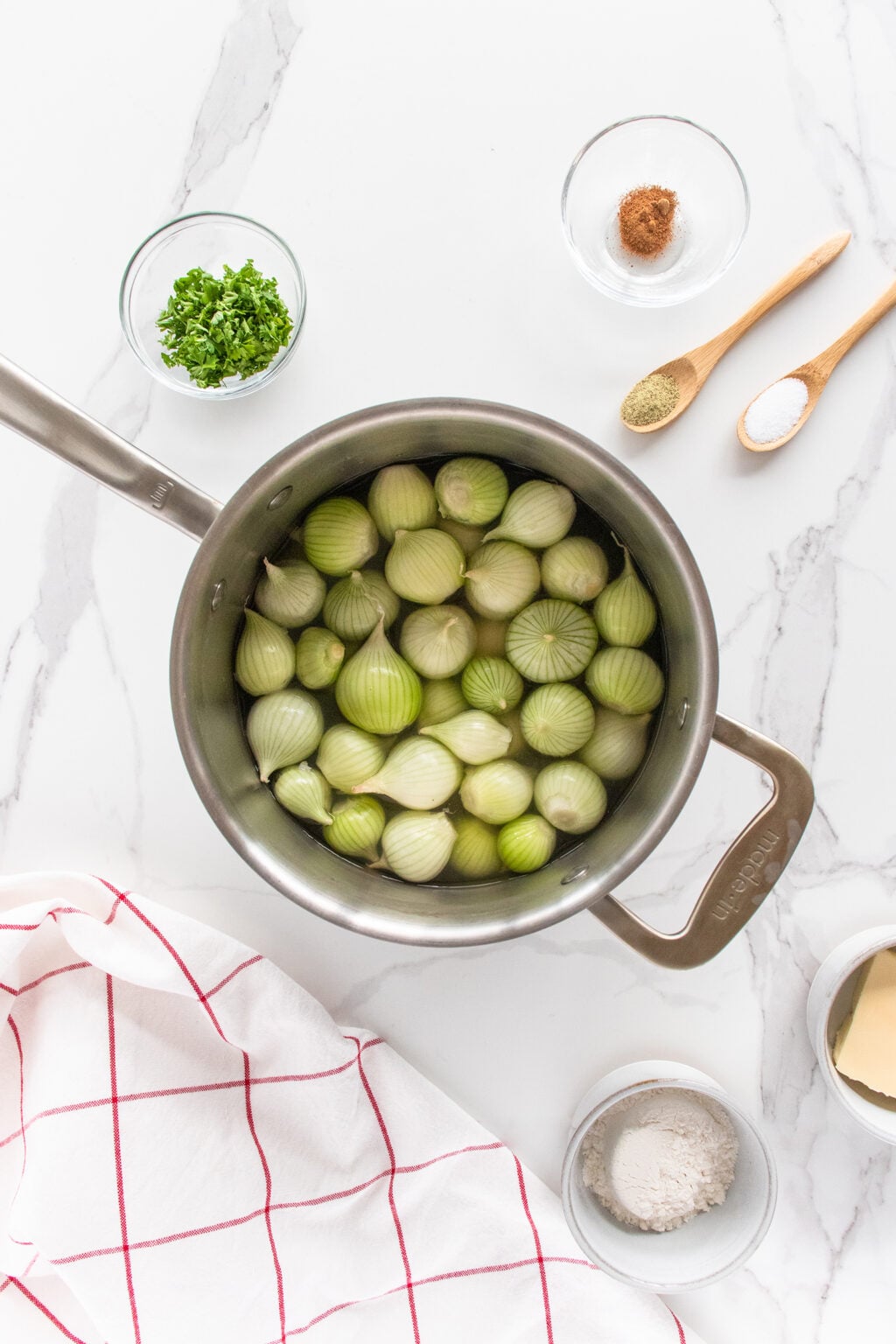 Creamed Onions (A Classic Dish!)